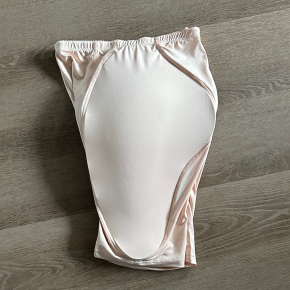 Accessories | Hip Butt Pads Natural Curves Enhancer | Poshmark